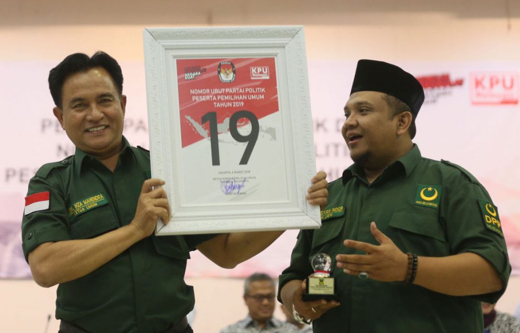 Yusril: Caleg PBB yang berlatar FPI keluar saja - Kanal Aceh